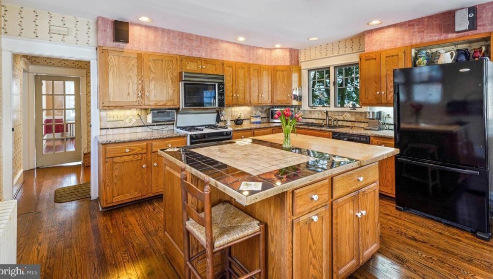 Outstanding Stone Colonial with Excellent Location in Bala Cynwyd