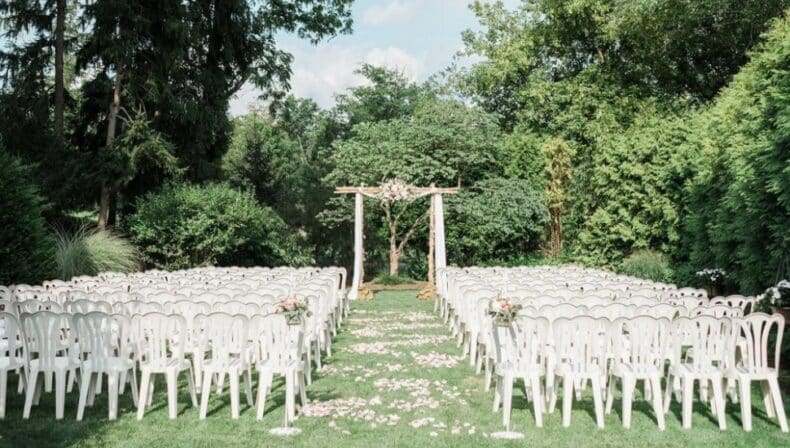 Horsham's The Manor House at Commonwealth Wedding Has David’s Bridal to ...