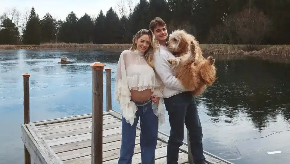 Wife of Asplundh Tree Expert Heir Announces Pregnancy Months After ...