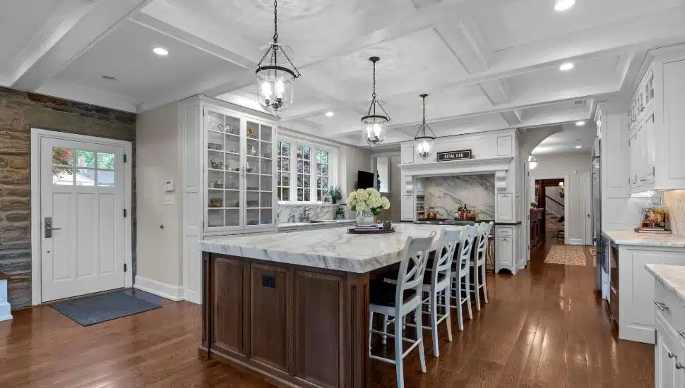 First Bank House of the Week: Historic Rydal Manor Blends 1920s Charm ...